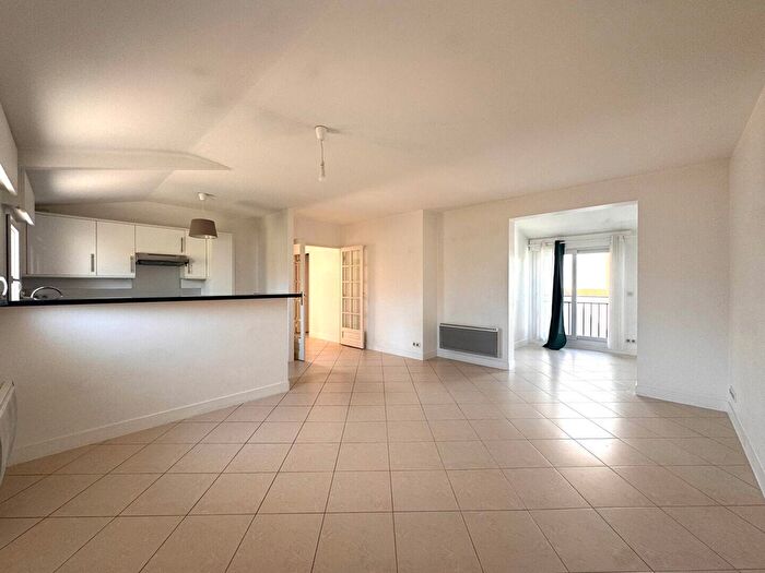 Appartement 4 pièces à Chedal Anglay, La Garenne-Colombes, à louer