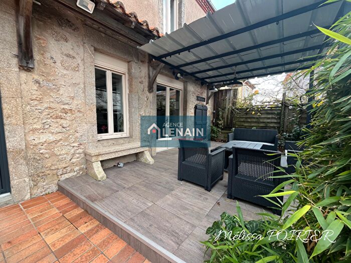 Maison à vendre - Saint-Aubin-des-Ormeaux - 4 pièces - 3 chambres