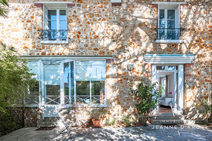 Maison 6 pièces à Le Chesnay, Glatigny, Rueil, à vendre