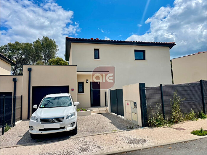 Maison 4 pièces à louer à Saint-Vincent-de-Barbeyrargues