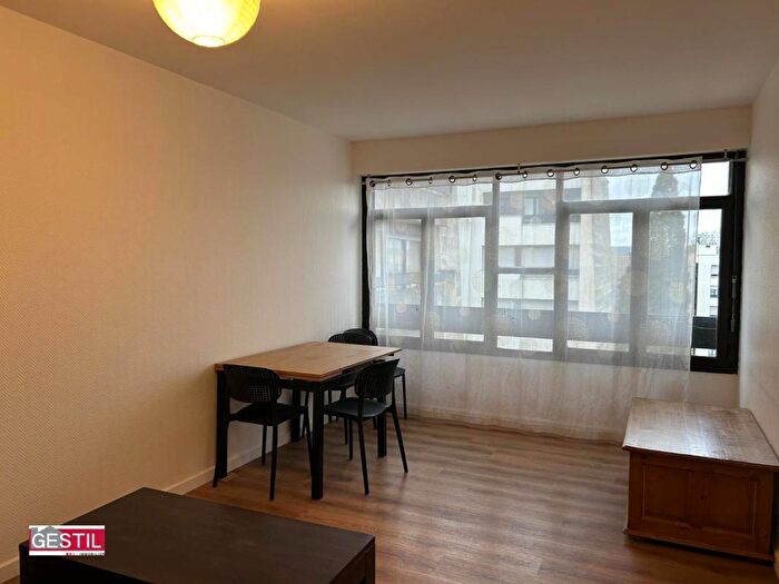 Appartement à louer - Franconville, Jean Monnet - 2 pièces - 1 chambre