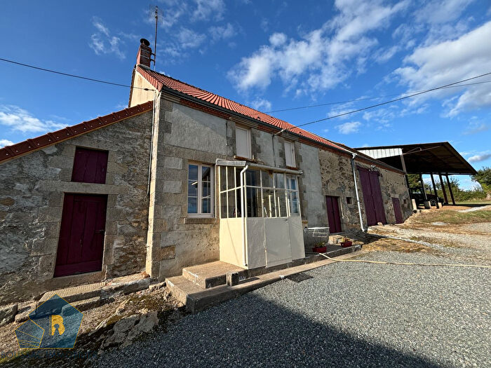 Lourdoueix-Saint-Pierre - Maison 4 pièces à vendre