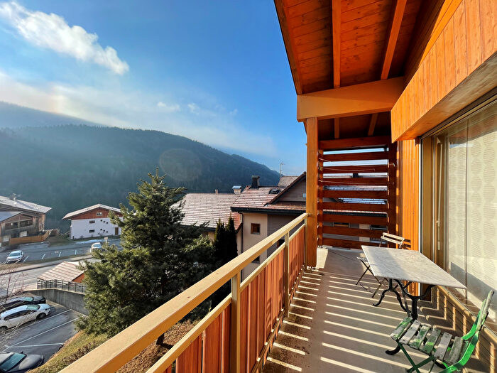 Appartement à vendre - Saint-Jean-de-Sixt - 5 pièces - 4 chambres