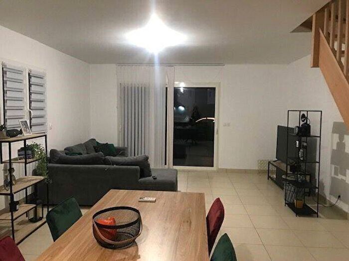 Plaine du Vistre-La Meirarède-Fiaou, Vauvert - Maison 3 pièces à louer