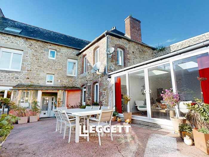 Maison à vendre - Guingamp - 16 pièces - 5 chambres