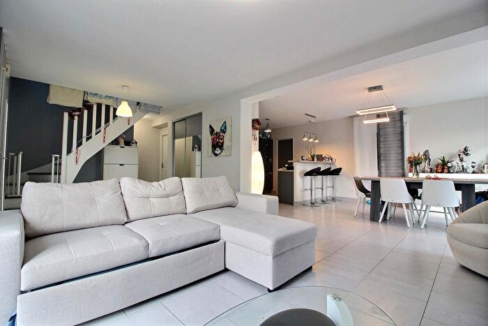 Maison à vendre - Gidy - 6 pièces - 5 chambres