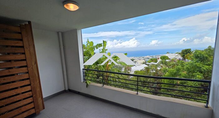 Appartement à vendre - Saint-Denis, Bellepierre - 3 pièces - 2 chambres