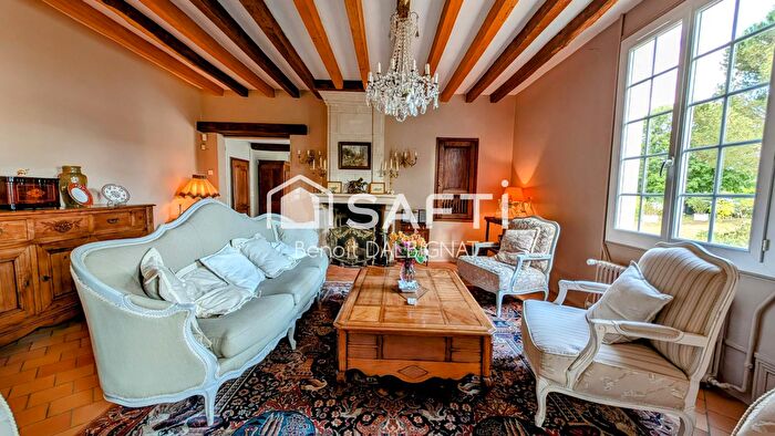 Maison à vendre - Chouzé-sur-Loire - 8 pièces - 5 chambres