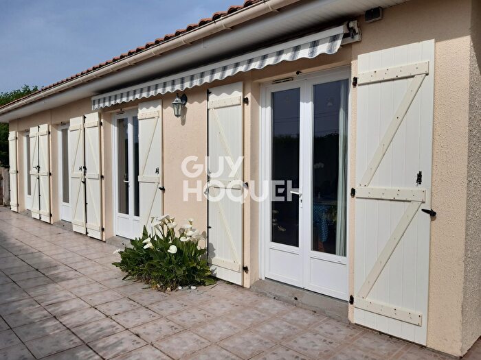 Cussac-Fort-Médoc : Maison 5 pièces à vendre