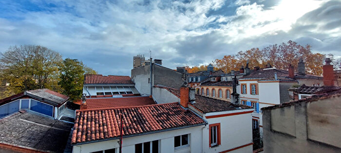 Maisons à vendre et appartements à louer - 1