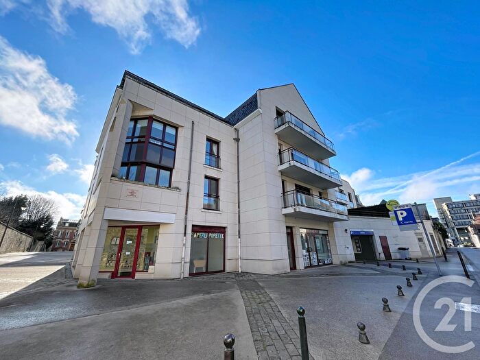 Appartement à vendre - Compiègne, Centre-ville - 2 pièces - 1 chambre