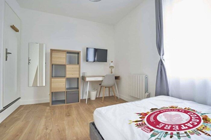 Appartement à louer - Berckem-Kleber-Saint Charles, La Madeleine - 1 pièce