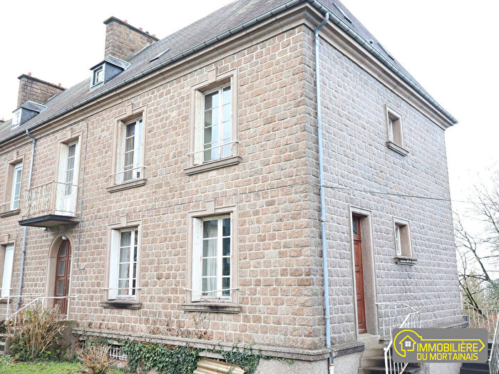 Maison à vendre - Mortain - 11 pièces - 7 chambres