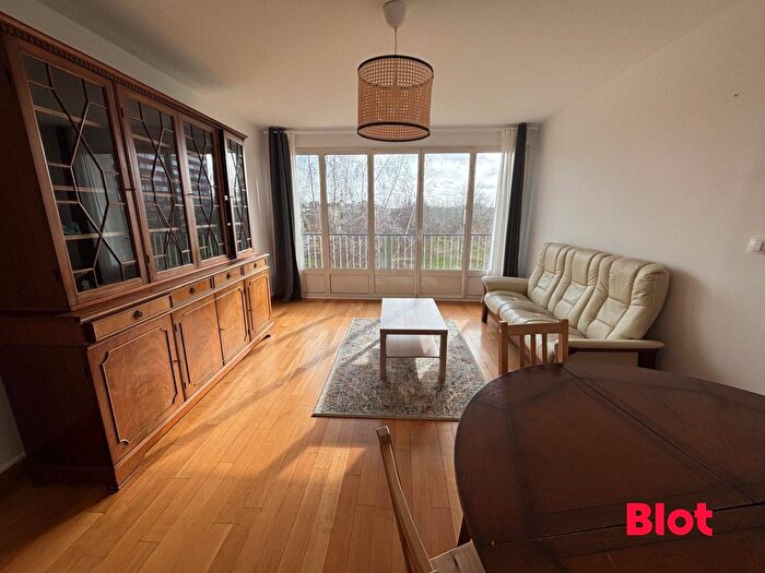 Appartement 5 pièces à vendre - Quartiers Sud-Ouest, Bréquigny