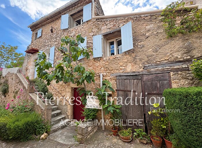 Simiane-la-Rotonde : Maison 5 pièces à vendre
