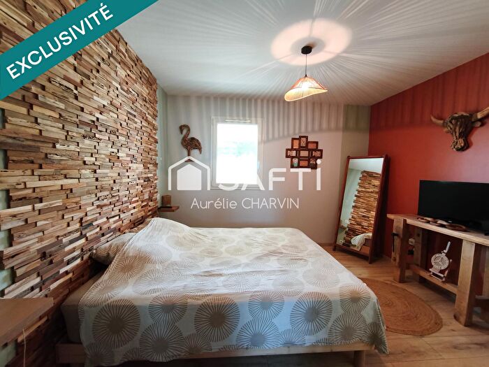 Maison 6 pièces à Bruailles, à vendre