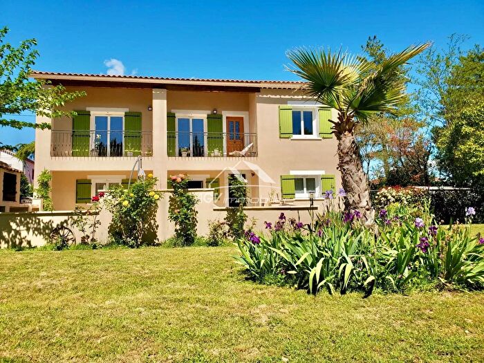 Maison à vendre - Saint-Martin-de-Valgalgues - 7 pièces - 5 chambres