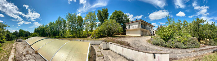Maison à vendre - Villeneuve-sur-Lot, Eysses - 6 pièces - 4 chambres