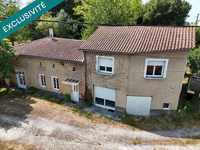 Maison à vendre - Roullet-Saint-Estèphe - 6 pièces - 3 chambres