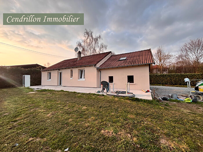 Mansat-la-Courrière : Maison 4 pièces à louer