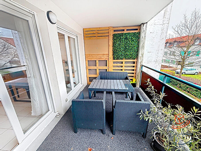 Appartement à vendre - Sergy - 3 pièces - 2 chambres