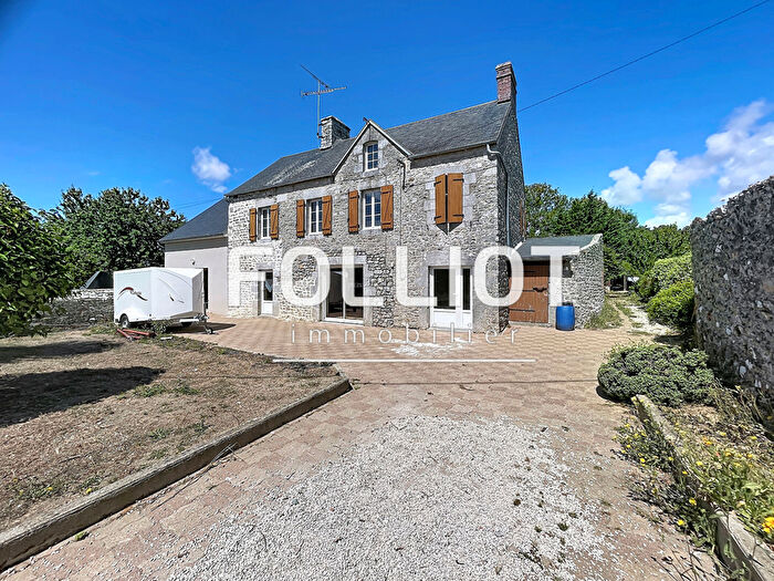Maison 6 pièces à Regnéville-sur-Mer, à vendre