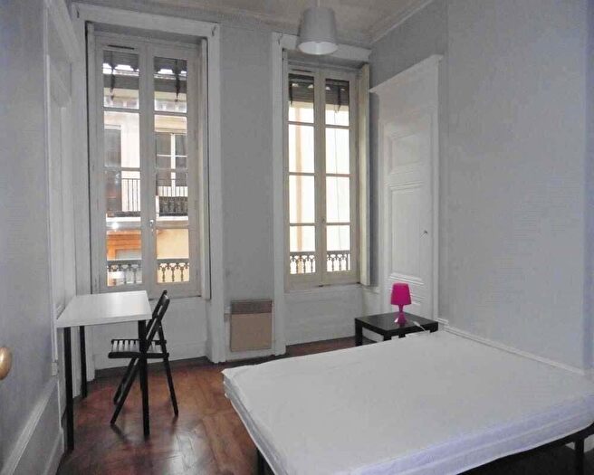 Appartement à louer - Presquîle, Centre ville, Cordeliers, Lyon ème arrondissement - 1 pièce