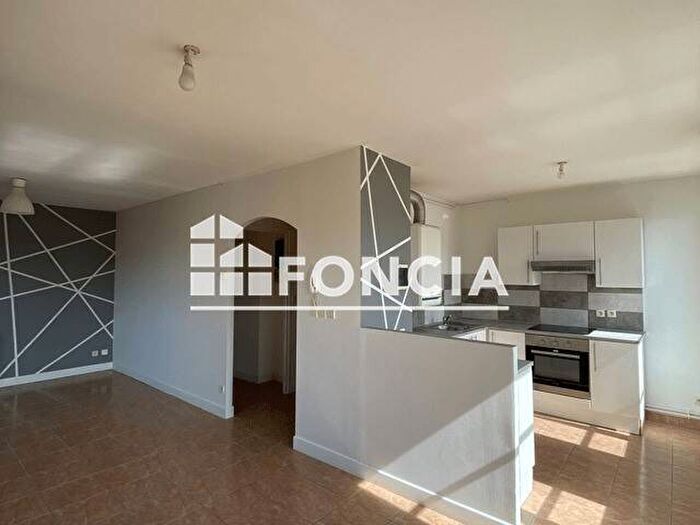 Appartement à louer - Centre, Sedan - 3 pièces - 2 chambres