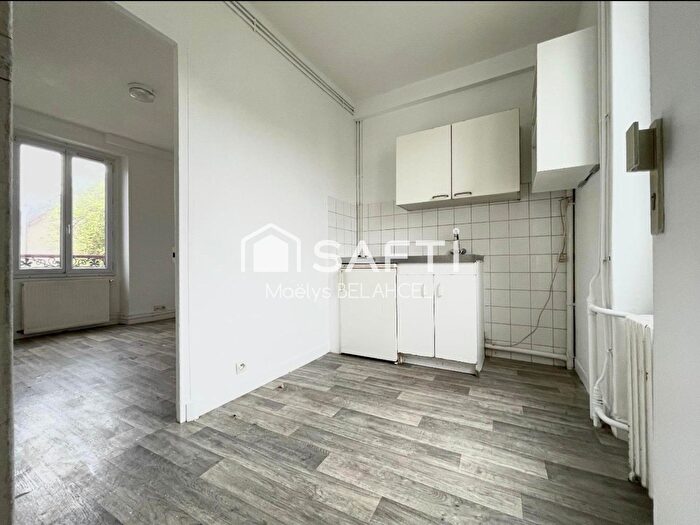 Ris-Orangis, Le Village : Appartement 1 pièce à vendre