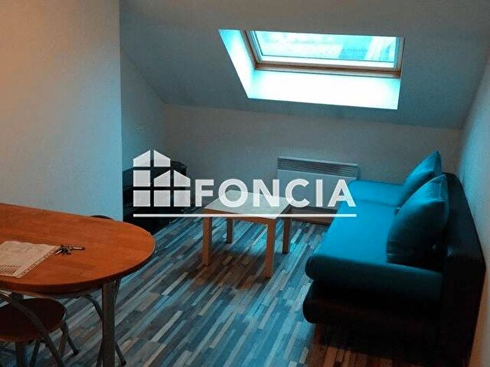 Appartement à louer - Gare Nord et Ouest, Charleville-Mézières - 1 pièce