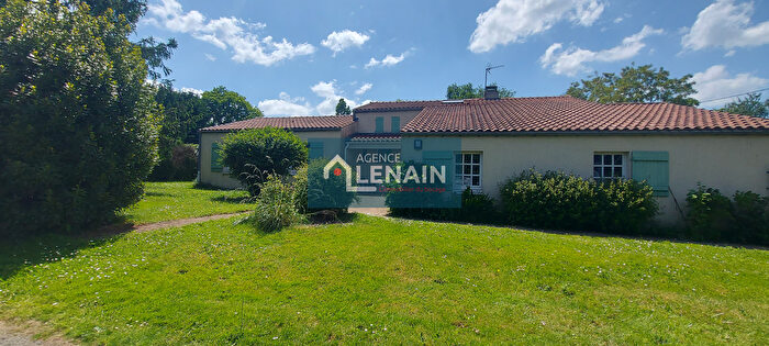 Maison à vendre - Les Herbiers, Le Bignon, Zone Commerciale - 6 pièces - 3 chambres