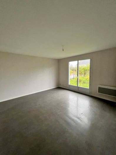 Maison 4 pièces à louer - Fours