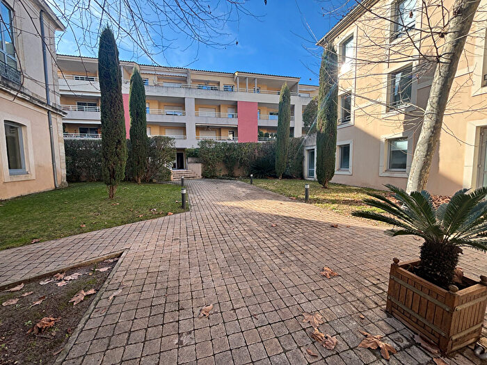 Appartement à louer - Nîmes, Feuchères - 2 pièces - 1 chambre