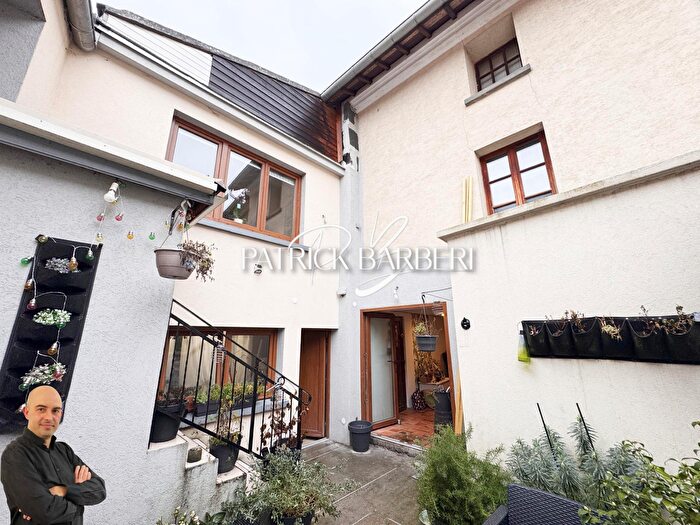 Maison à vendre - Évecquemont - 5 pièces - 4 chambres