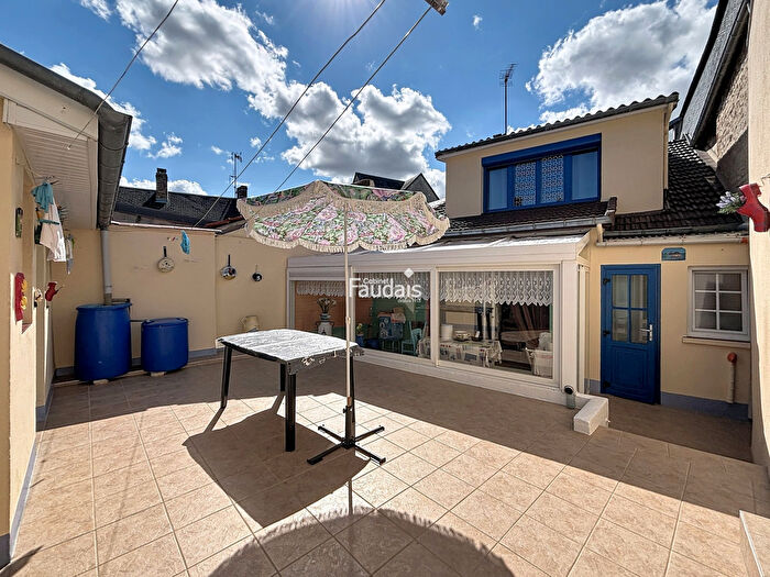 Isigny-sur-Mer : Maison 6 pièces à vendre