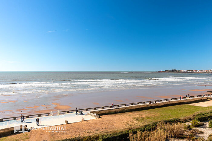 Appartement à vendre - Saint-Gilles-Croix-de-Vie - 2 pièces - 1 chambre