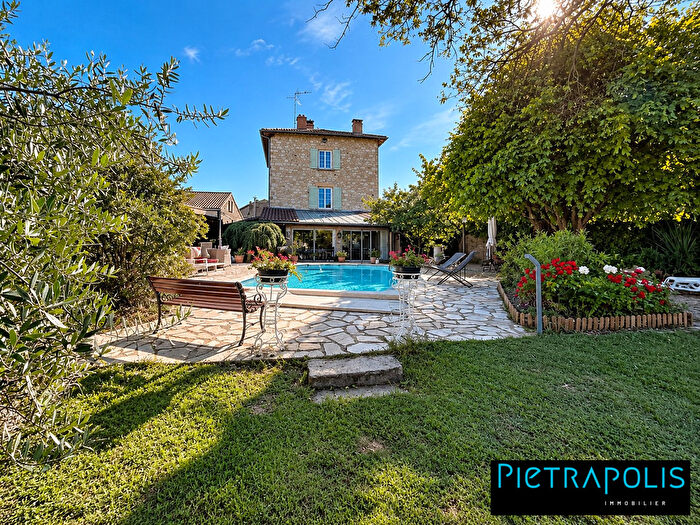 Soucieu-en-Jarrest - Maison 10 pièces à vendre