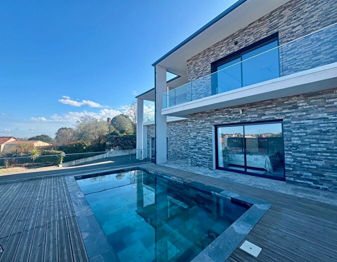 Maison à vendre - Alès, Brésis, Prés Rasclaux - 7 pièces - 3 chambres