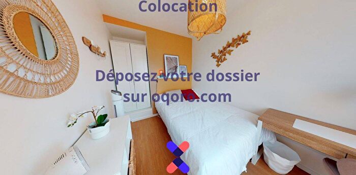 Appartement à louer - Le Bachut, Lyon ème arrondissement - 6 pièces - 5 chambres