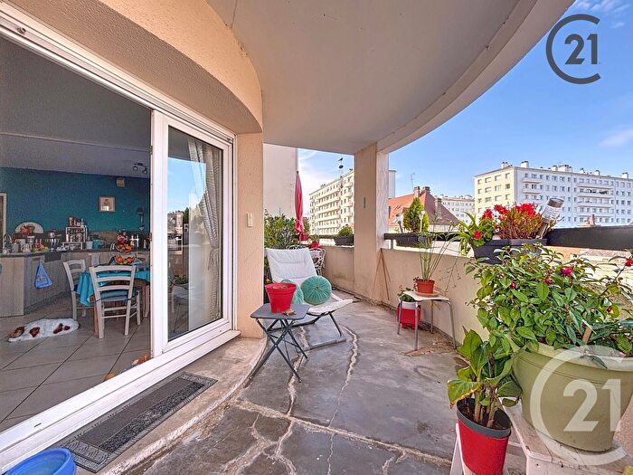 Appartement à vendre - Troyes, Jules Guesde - 4 pièces - 2 chambres