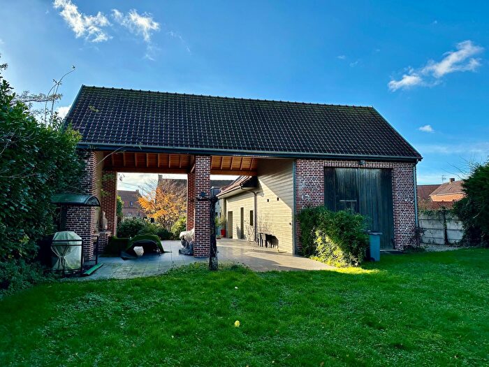 Maison à vendre - Landas - 9 pièces - 5 chambres