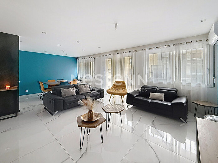 Appartement à vendre - Bron, Eglise - 5 pièces - 3 chambres