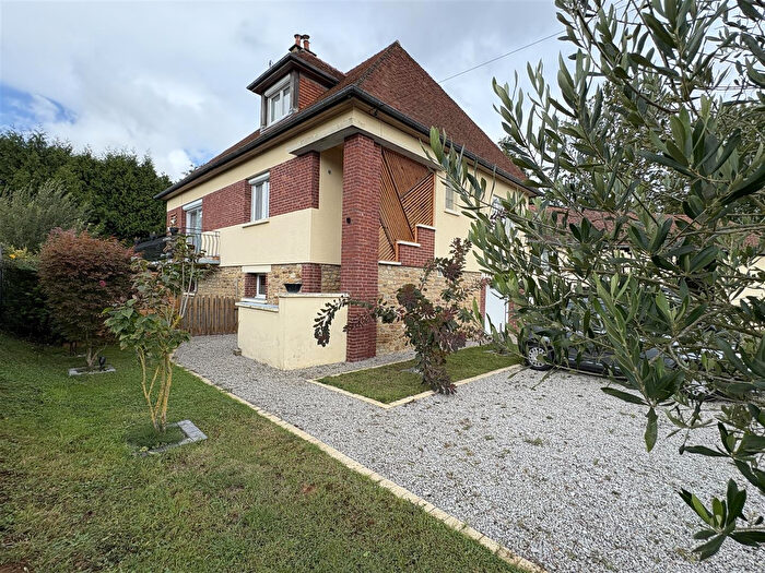 Maison à vendre - Gacé - 7 pièces - 6 chambres