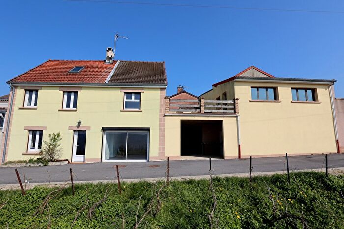 Maison à vendre - Venteuil - 8 pièces - 4 chambres