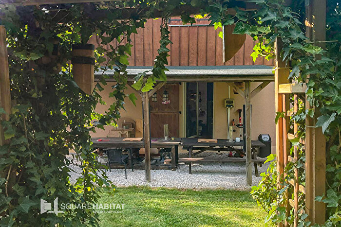 Maison à vendre - Montbouton - 6 pièces - 2 chambres