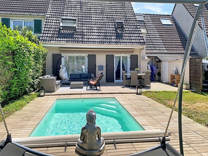 Périgny : Maison 5 pièces à vendre