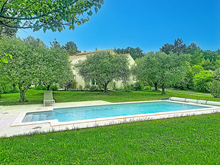 Maison 6 pièces à vendre à Pierrevert