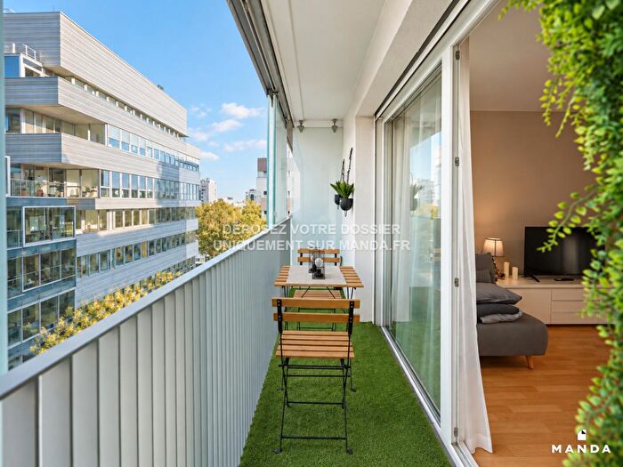 Asnières-sur-Seine, Coubertin : Appartement 1 pièce à louer