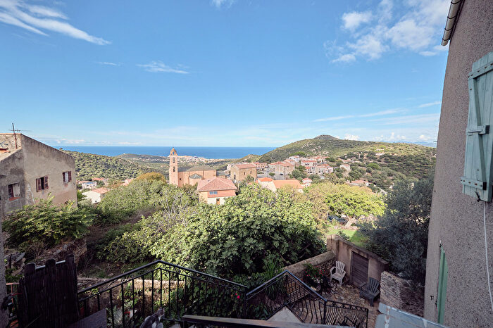 Maison à vendre - Santa-Reparata-di-Balagna - 9 pièces - 6 chambres