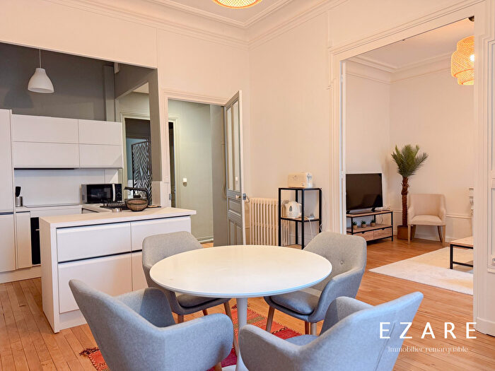 Appartement à vendre - Dijon, Centre-ville - 3 pièces - 2 chambres